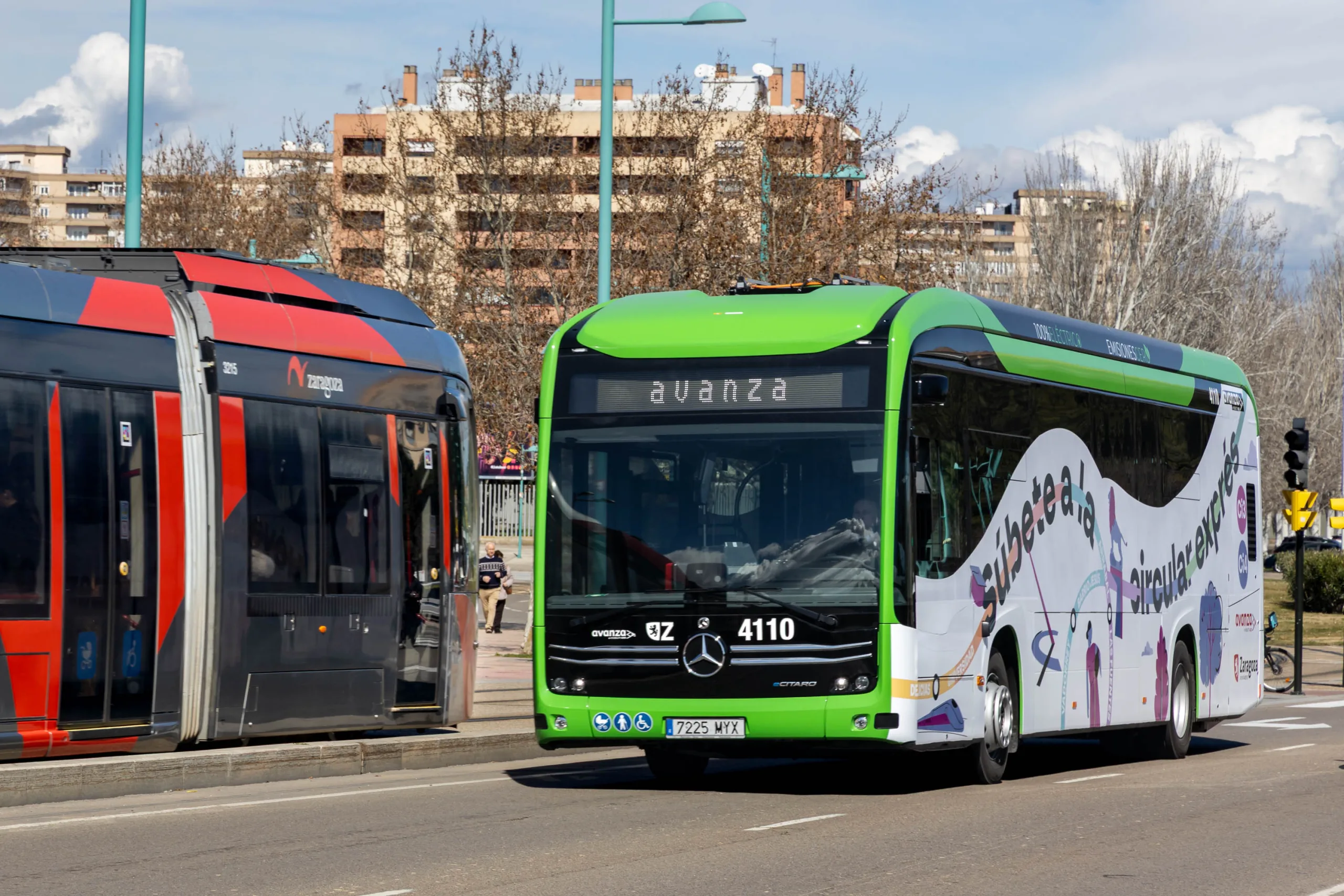 El bus urbano de Zaragoza adapta sus horarios por Navidad 2025